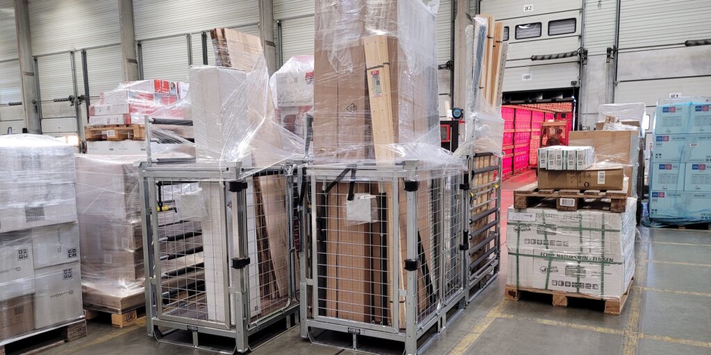 BAHAG setzt auf SmartCube® für Stehende Artikel von K.Hartwall