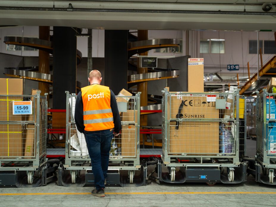 LiftLiner® tugger train | K.Hartwall