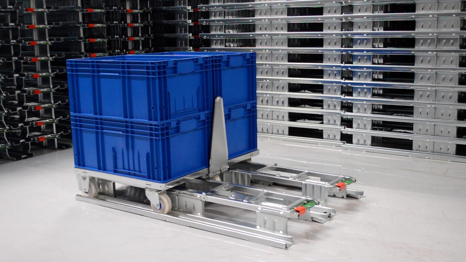 Material handling equipment I K.Hartwall